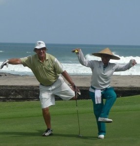 Geoff Thwaites | Tee Set